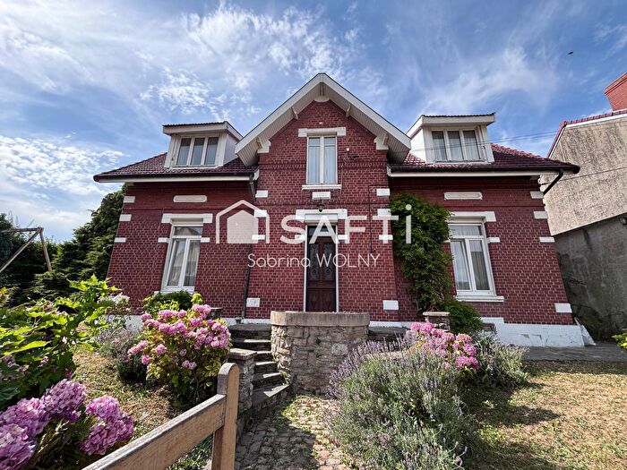 Maison 5 pièces à vendre à Neuville-Saint-Vaast