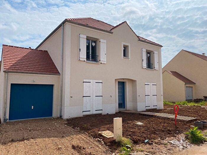 Maison 7 pièces à vendre - Pontault-Combault, Centre commercial