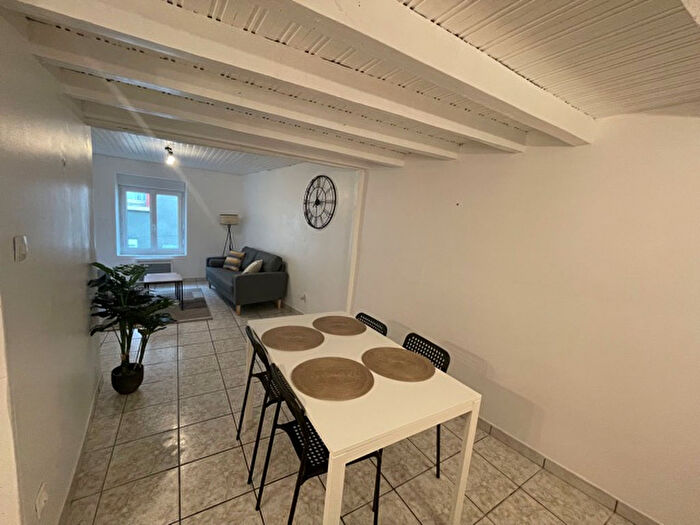 Sury-le-Comtal - Appartement 2 pièces à louer