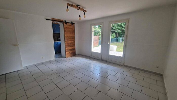 Appartement à louer - La Houssaye-en-Brie - 2 pièces - 1 chambre