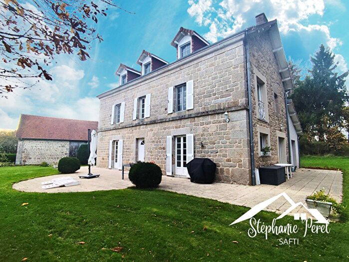 Maison 6 pièces à vendre - Flayat
