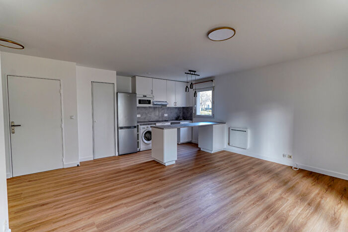 Appartement à louer - Guyancourt, Le Pont du Routoir - 3 pièces - 2 chambres