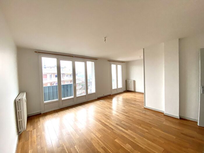 Appartement à louer - Saint-Dizier, Gigny, Centre-ville - 3 pièces - 2 chambres