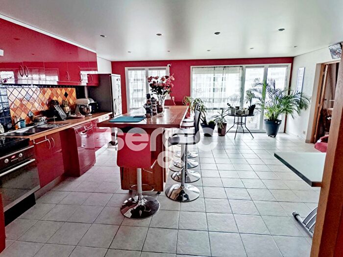 Appartement 4 pièces à Angers, Roseraie, à vendre