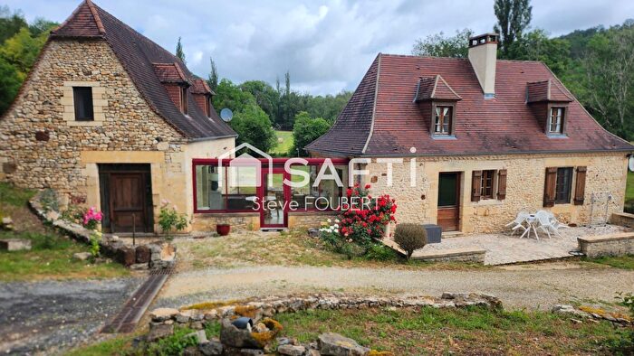 Maison 7 pièces à vendre à Rouffignac-Saint-Cernin-de-Reilhac