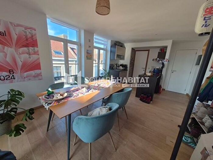 Appartement à louer - Lille, Vieux Lille - 2 pièces - 1 chambre
