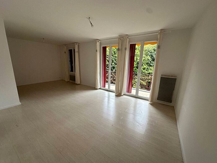 Appartement à louer - Chartreux, Troyes - 3 pièces - 2 chambres