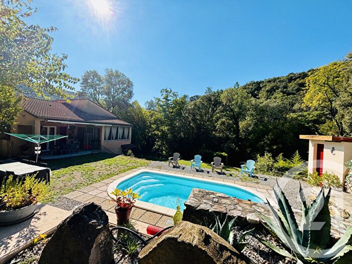 Maison à vendre - Saint-Jean-du-Pin - 5 pièces - 3 chambres