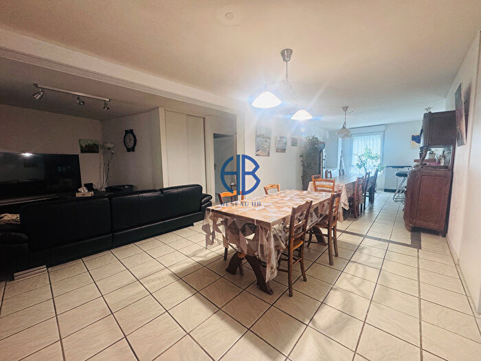 Virieu-le-Grand : Appartement 4 pièces à vendre