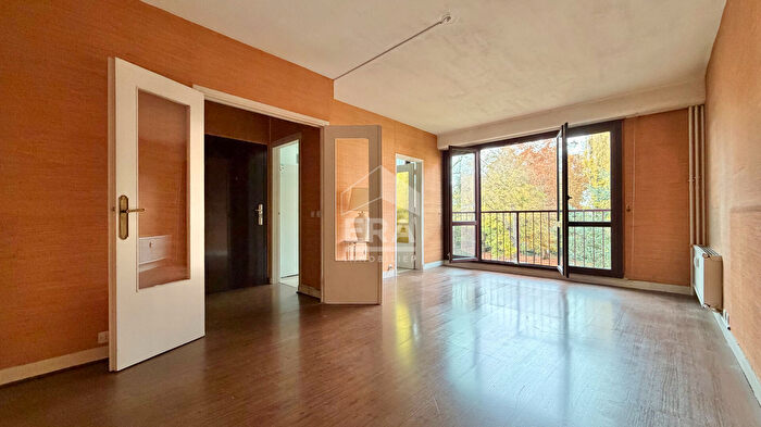 Appartement à vendre - Corbeil-Essonnes, Centre-ville - 3 pièces - 2 chambres