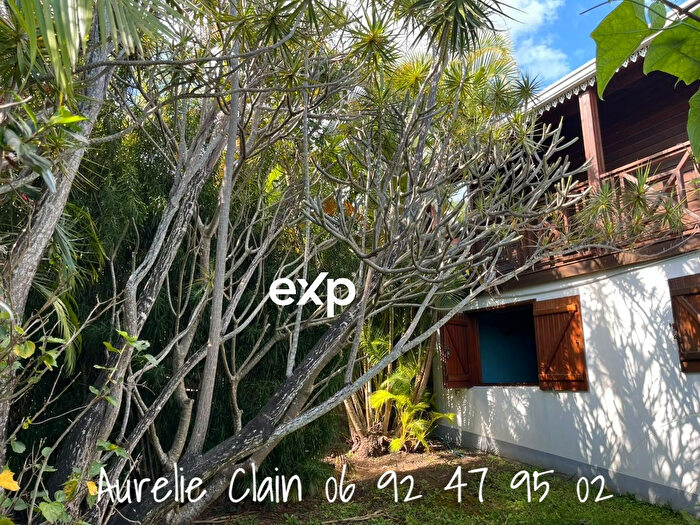 Entre-Deux : Maison 8 pièces à vendre