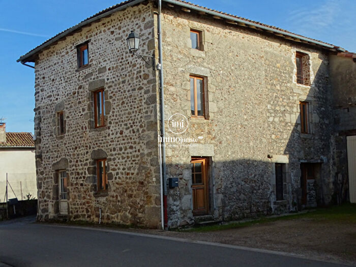 Brigueuil - Maison 7 pièces à vendre