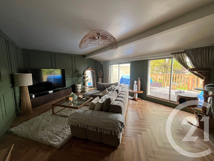 Maison à vendre - Châtellerault, Sud Ouest - 6 pièces - 4 chambres