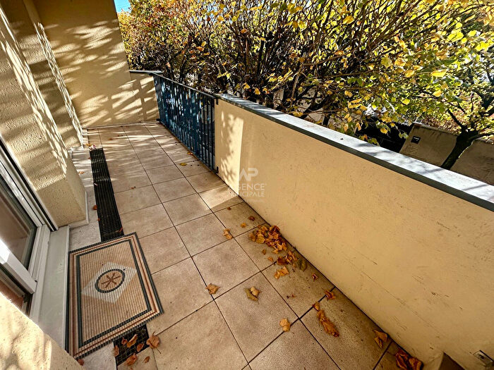 Appartement à vendre - Poissy, Les Capucines - 4 pièces - 3 chambres