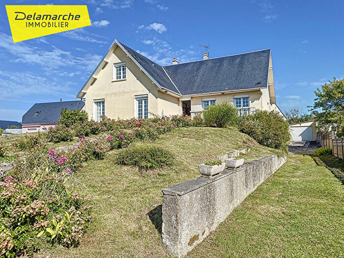 Maison à vendre - Montmartin-sur-Mer - 6 pièces - 5 chambres