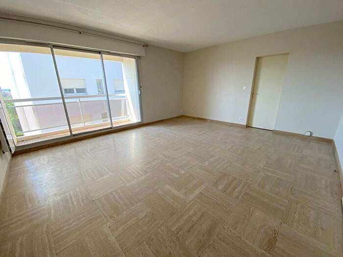 Appartement à louer - Périgueux, Haut-Périgueux, Pompidou Hôpital - 2 pièces - 1 chambre