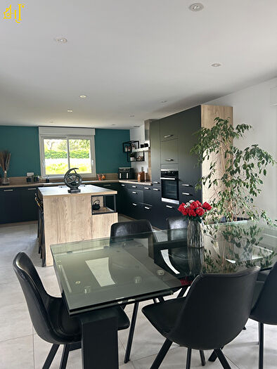 La Celle-sur-Loire : Maison 7 pièces à vendre
