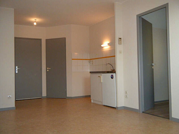 Besançon, Montrapon, Fontaine Ecu, Montboucons, Montjoux : Appartement 1 pièce à louer