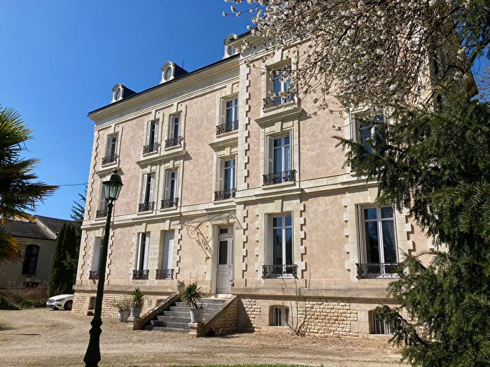 Maison à vendre - Loudun - 18 pièces - 11 chambres