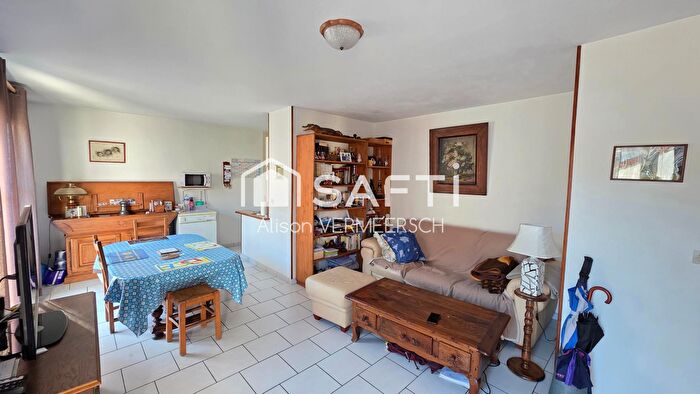 Appartement à vendre - Mantes-la-Jolie, Centre-ville - 3 pièces - 2 chambres