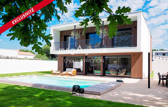 Maison à vendre - Talmont-Saint-Hilaire - 6 pièces - 5 chambres