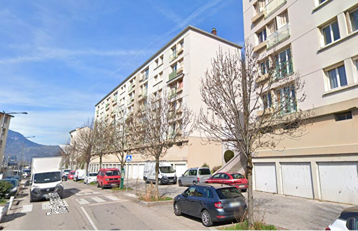 Appartement à vendre - Saint-Martin-le-Vinoux - 3 pièces - 2 chambres