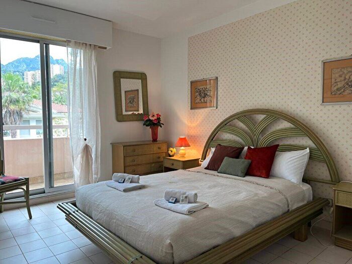 Appartement à louer - Carei-Monti, Menton - 2 pièces - 1 chambre