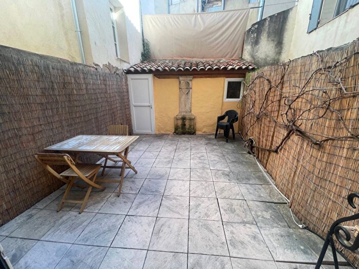 Appartement à louer - Centre Ville, Aix-en-Provence - 1 pièce