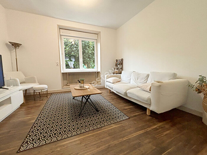 Maisons à vendre et appartements à louer - 1