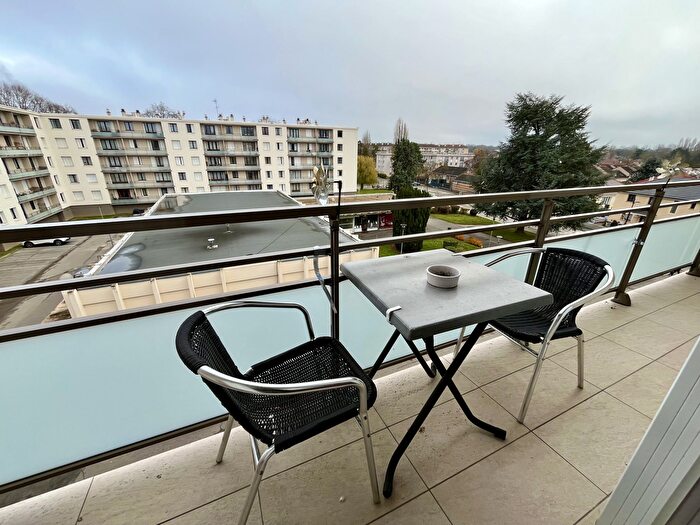 Appartement à vendre - Bois-dArcy - 4 pièces - 3 chambres