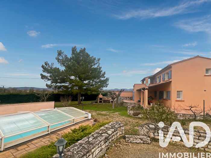 Maison à vendre - Barjac - 4 pièces - 3 chambres