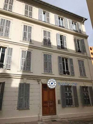 Appartement à louer - Libération, Nice - 3 pièces - 2 chambres