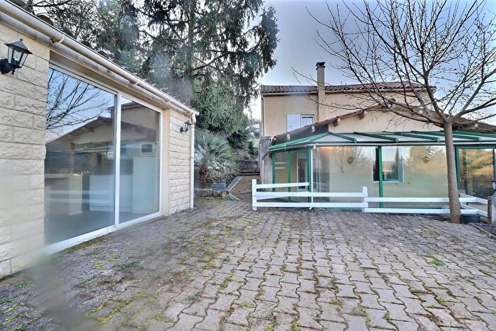 Maison à vendre - Aubenas, Pont dAubenas - 6 pièces - 3 chambres