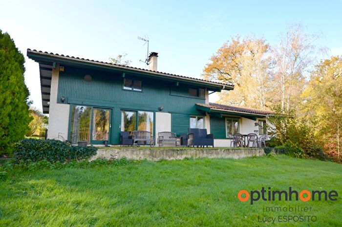 Maison à vendre - Chabrac - 8 pièces - 5 chambres