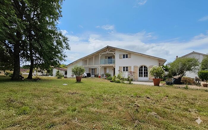 Maison à vendre - Pessac, Noës - 6 pièces - 4 chambres