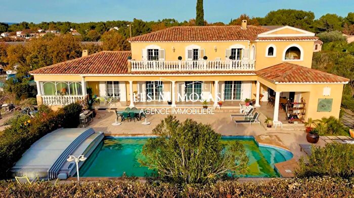 Maison à vendre - Trans-en-Provence - 7 pièces - 5 chambres