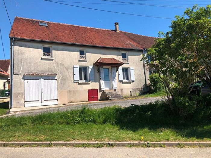 Maison à vendre - La Ferté-Gaucher - 7 pièces - 5 chambres