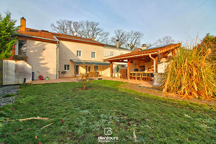 Maison 12 pièces à vendre à Roville-devant-Bayon