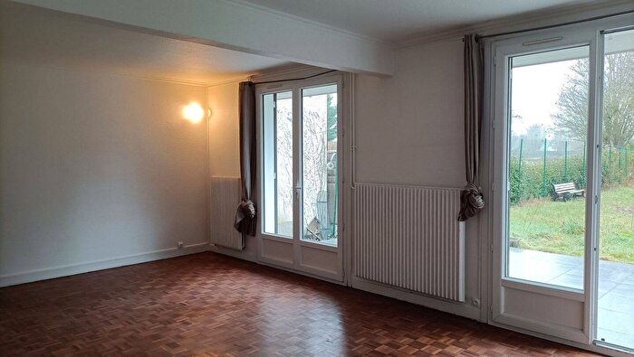 Maison à louer - Sud voie Ferree, Breuillet - 5 pièces - 4 chambres