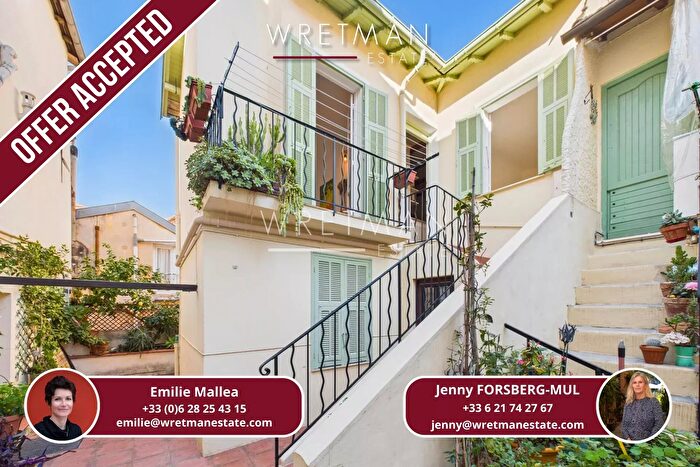 Appartement à vendre - Menton, Hôtel de Ville, Vieille Ville, Musée, Madone, Carnolès - 3 pièces - 2 chambres