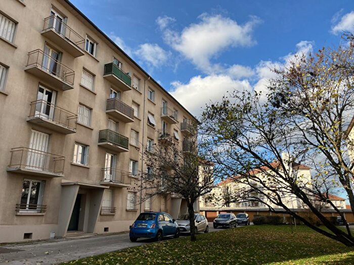 Appartement à vendre - Dijon, Bourroches - 3 pièces - 2 chambres