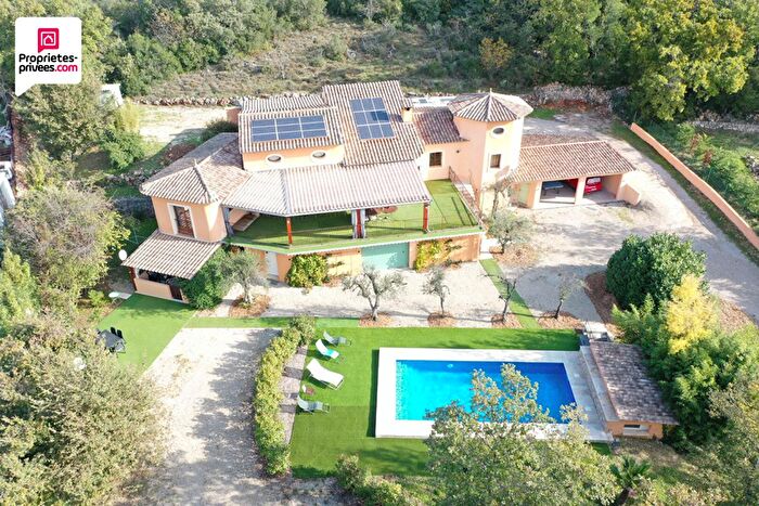 Maison à vendre - Saint-Cézaire-sur-Siagne - 9 pièces - 6 chambres