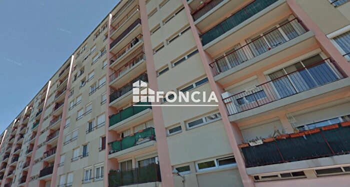 Saint-Étienne-du-Rouvray, Robespierre, Wallon, Saint-Just, Mace : Appartement 5 pièces à vendre