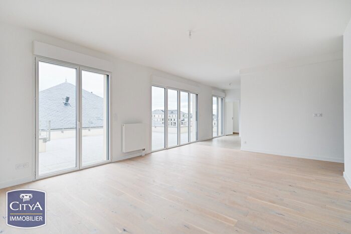 Appartement à vendre - Saint-Cyr-sur-Loire, La Ménardière - 4 pièces - 3 chambres