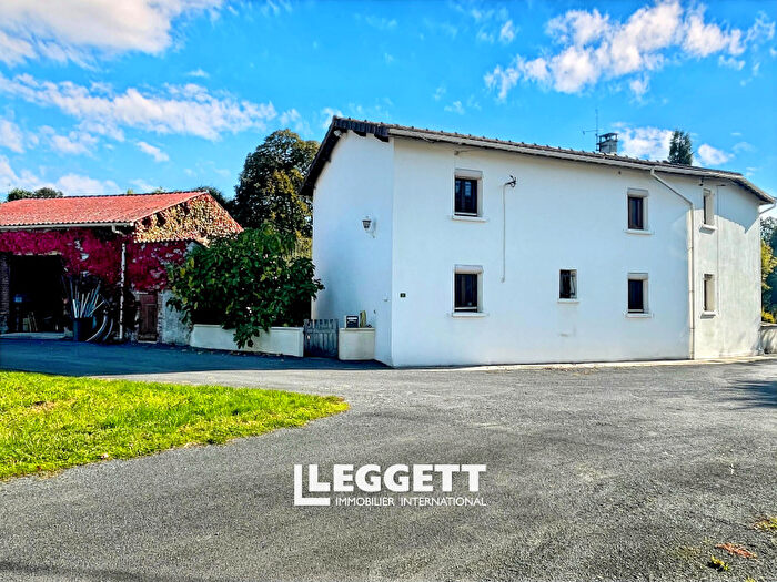 Maison à vendre - Gajoubert - 8 pièces - 6 chambres