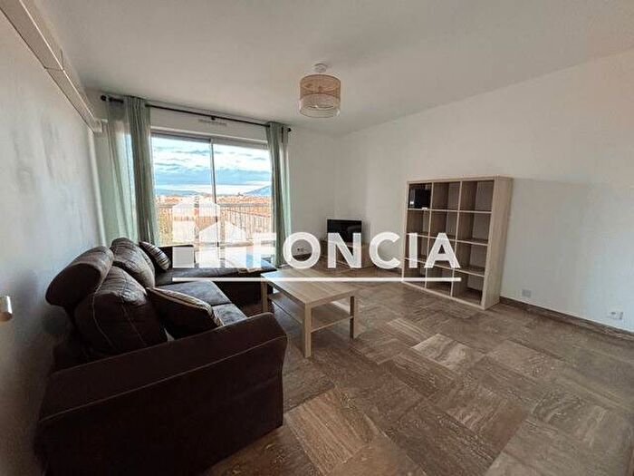 Appartement à louer - Centre Ville, Cavaillon - 3 pièces - 2 chambres