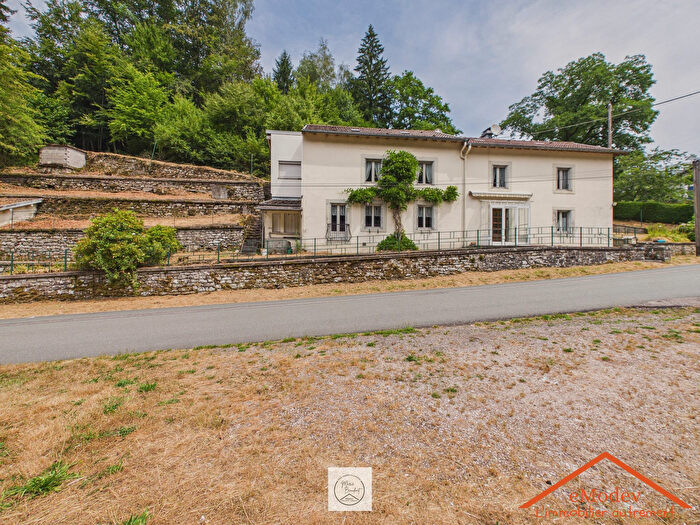 Le Val-d'Ajol : Maison 6 pièces à vendre
