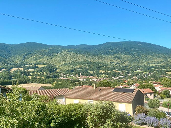 Maison 4 pièces à Saint-Amans-Valtoret, à louer