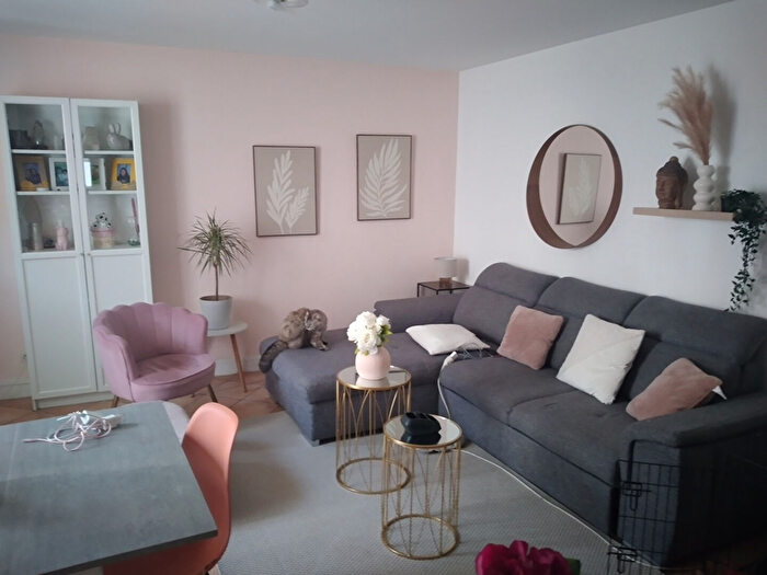 Appartement à vendre - Mézières-sur-Seine - 2 pièces - 1 chambre