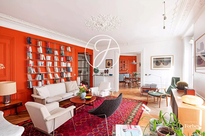 Appartement 5 pièces à Paris 10ème, Saint-Vincent de Paul, Lariboisière, à vendre